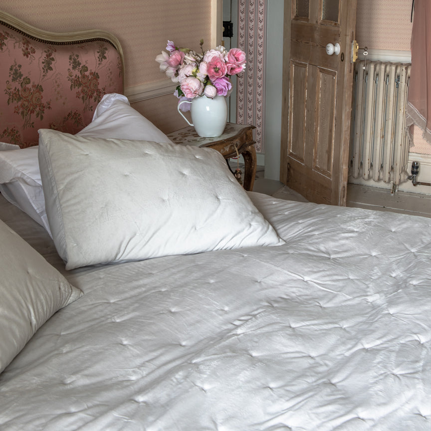 Rachel Ashwell Shabby Chic Bedding Sets & Separates#N# #N# #N# #N ...